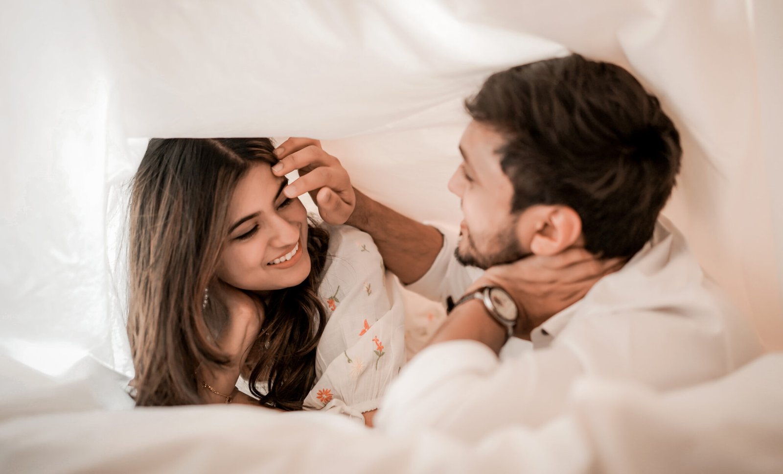20 Best Trending Pre Wedding Shoot Ideas - 2025